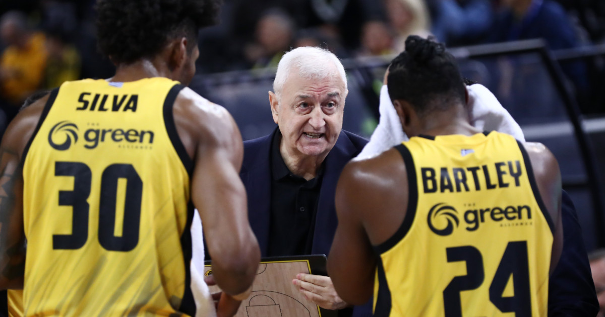 «Τρέχει» για μεταγραφή η ΑΕΚ